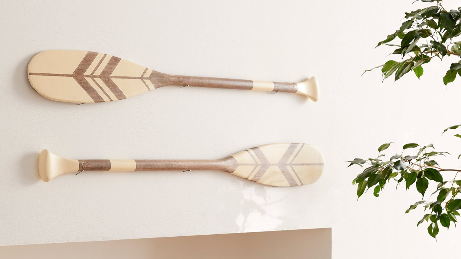Decorative paddles inspired by native art – Onquata